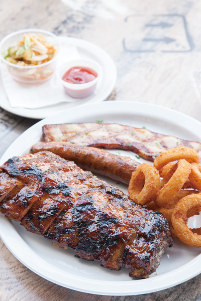 オープンエアの陽気なレストラン「イート・ストリート・グリル」 | グアムのおすすめ情報をお届け！bemyguam